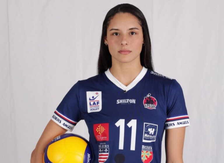 Nilüfer'in yeni smaçörü Pilar Victoria - Voleybolunsesi
