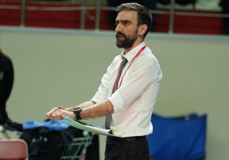 Beşiktaş'ta Recep Vatansever ile yola devam - Voleybolunsesi