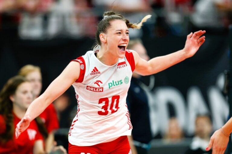 Olivia Rozanski, Beşiktaş Ayos'ta - Voleybolunsesi